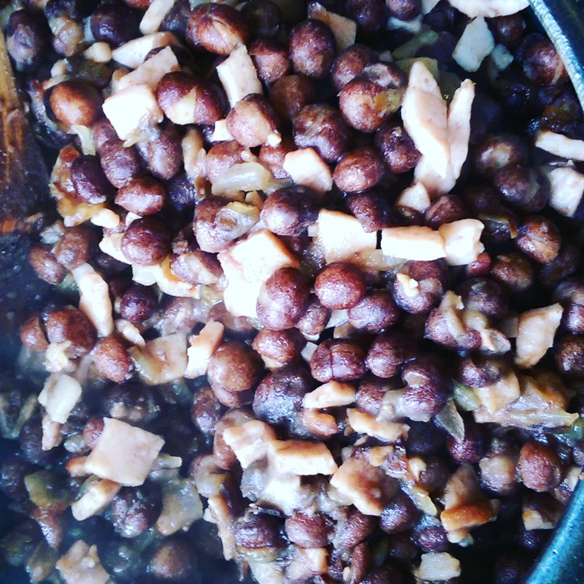 Grey Peas With Bacon & Onions – a day in the life of a latvian mom